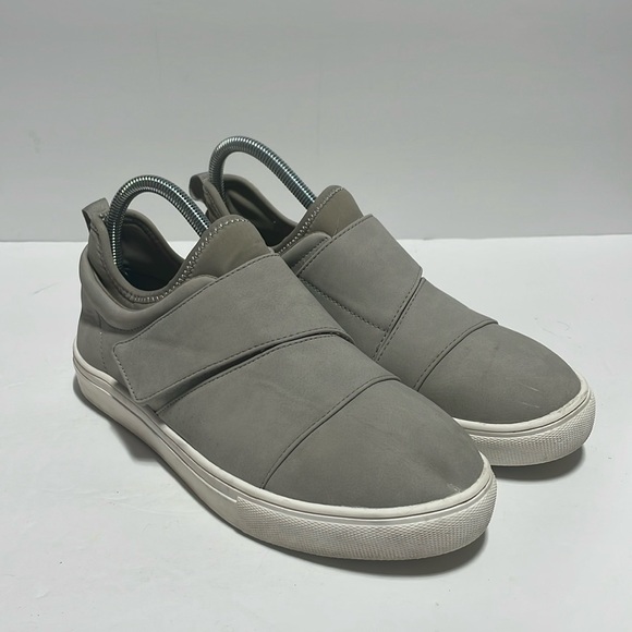 Fabletics | Shoes | Fabletics Torrey Velcro Sneaker | Poshmark